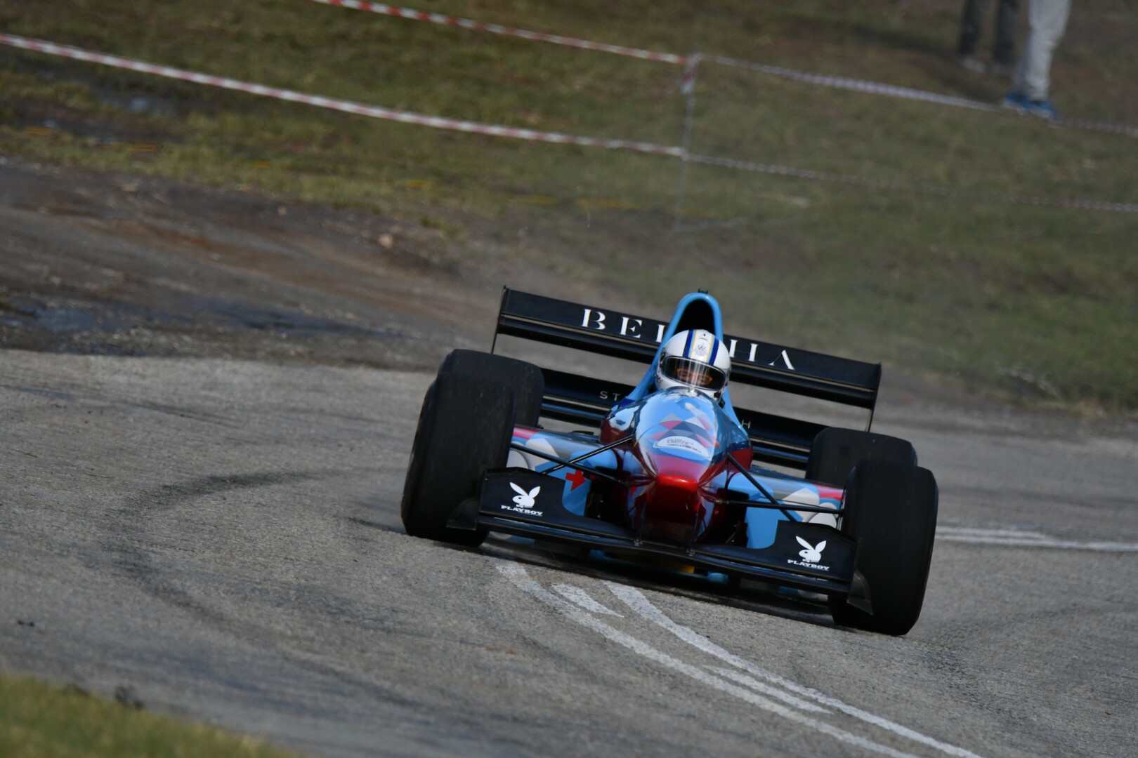 Colin-on-Cars – Intense action decides King of the Hill - Colin-on-Cars